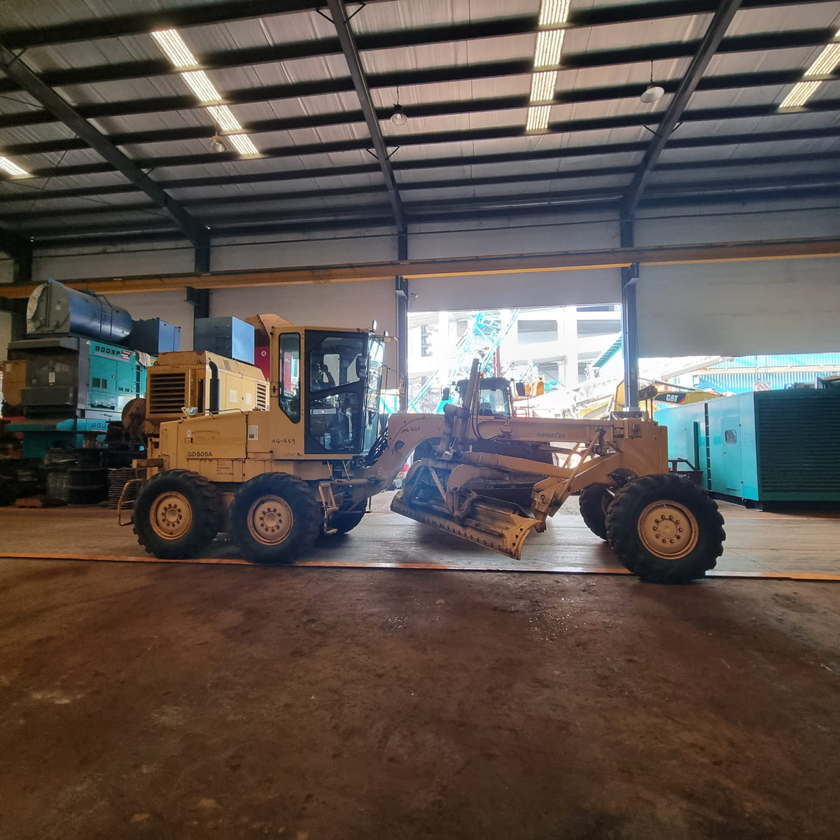 KOMATSU MOTOR GRADER GD505A-3AE - (MG-439) – Multi Ways