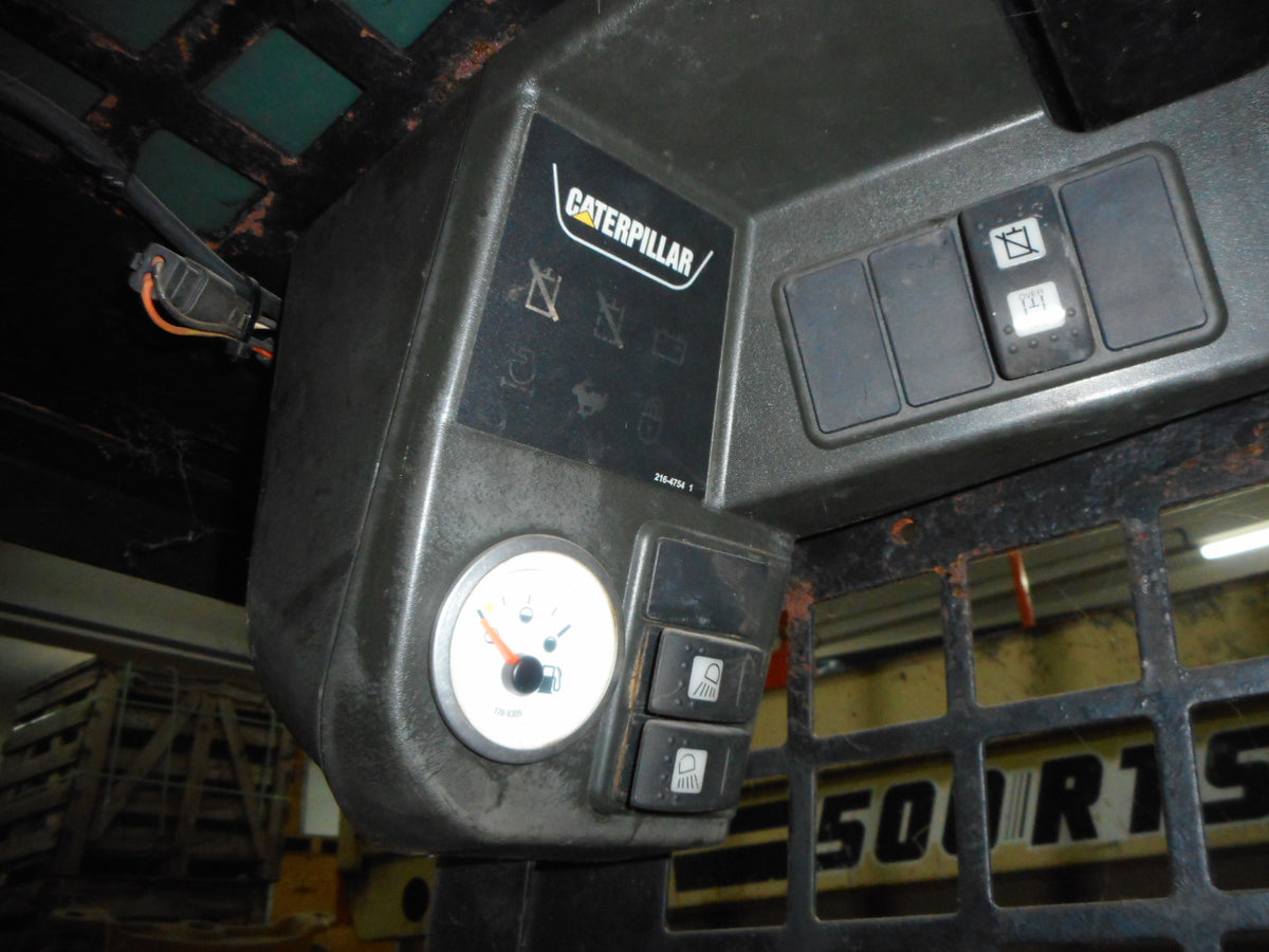 CATERPILLAR SKID LOADER 216B - (SL-039) – Multi Ways